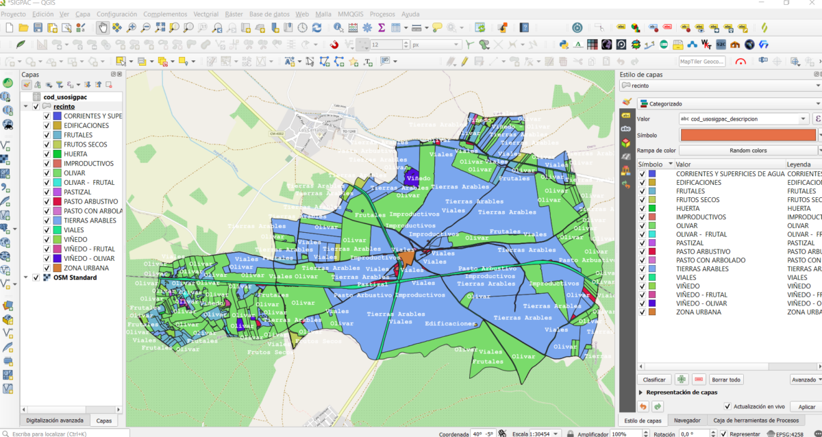 Uso del complemento “SIGPAC Downloader” en QGIS | Cursos GIS | TYC GIS ...